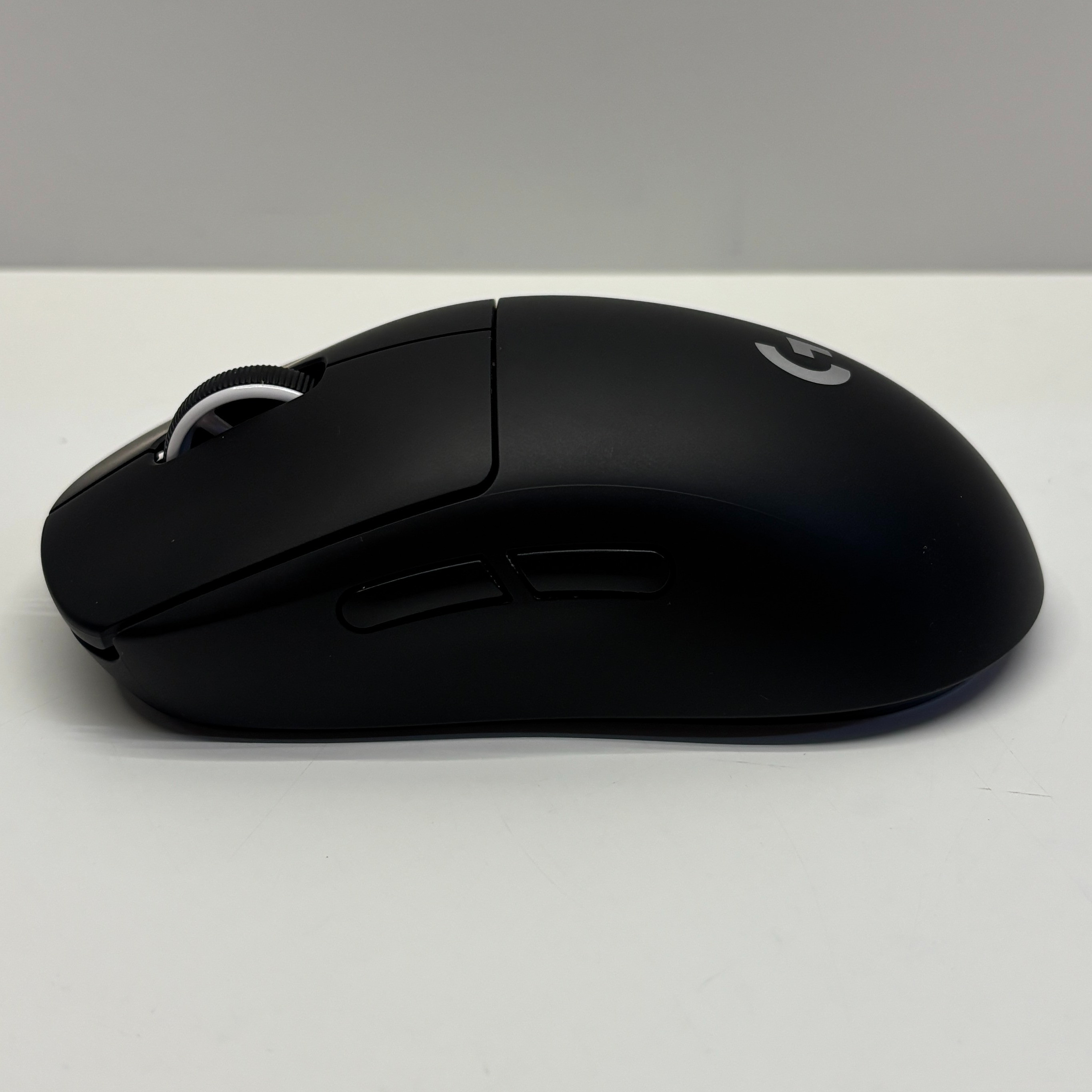 Pre-owned Logitech Pro X Superlight Wireless Gaming Mouse - Own4Less